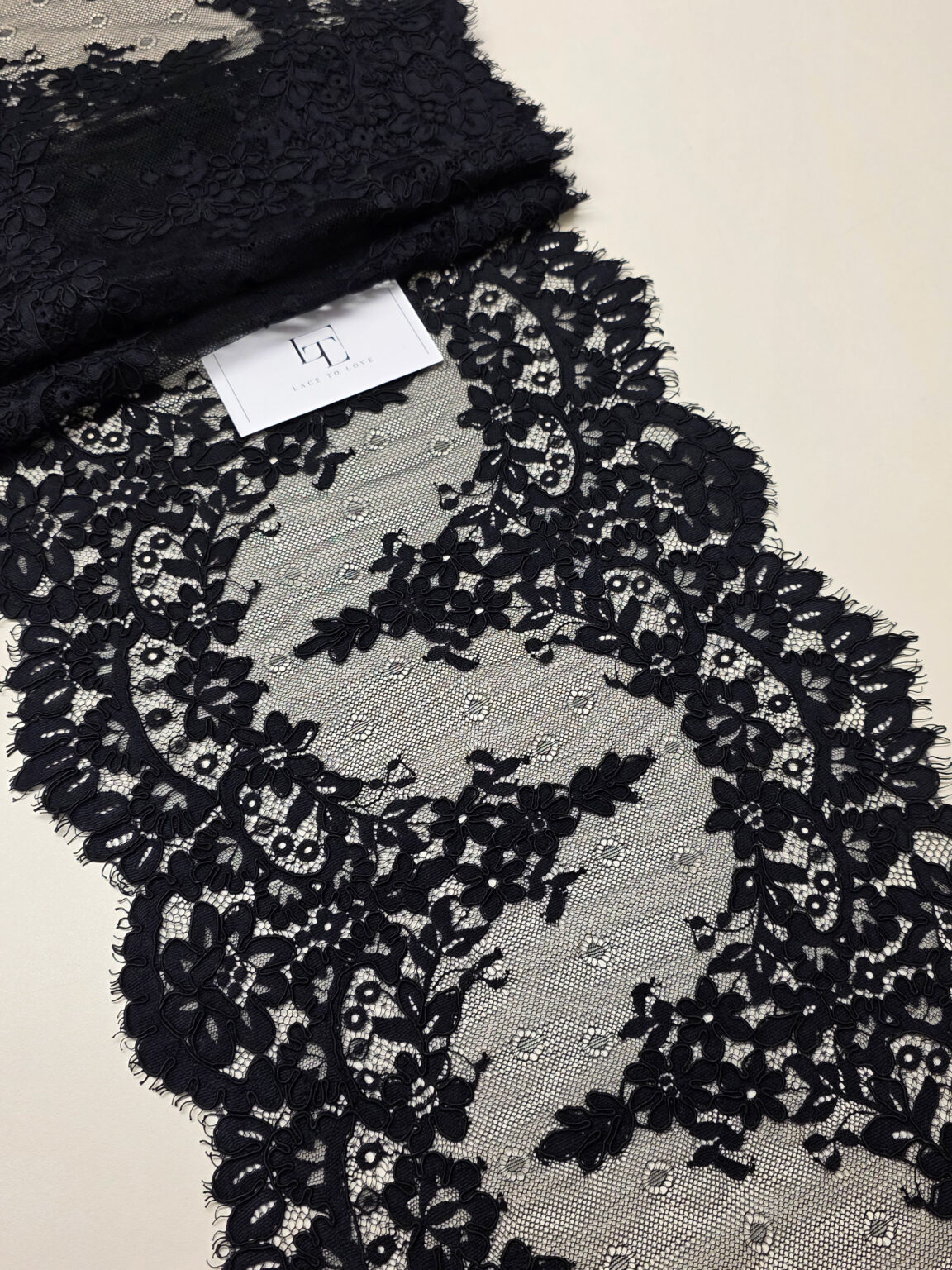 Lace fabrics online shop - Lace To Love