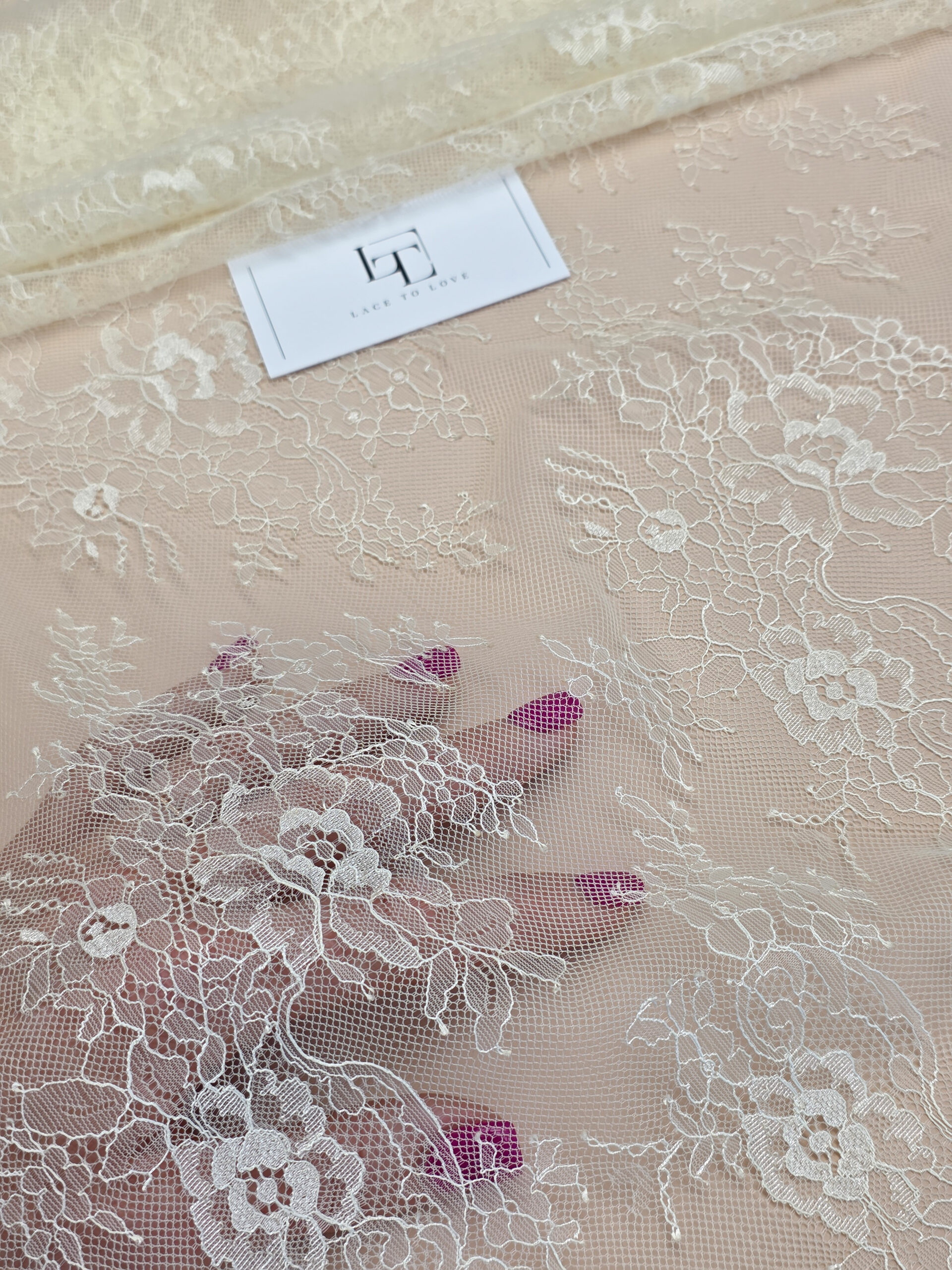 Lace fabrics online shop - Lace To Love